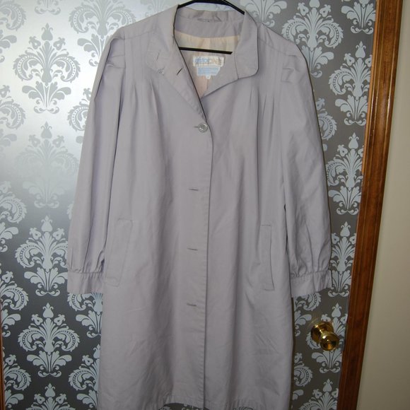 astor one | Jackets & Coats | Astor One Raincoat Womens Size 2 Rain ...